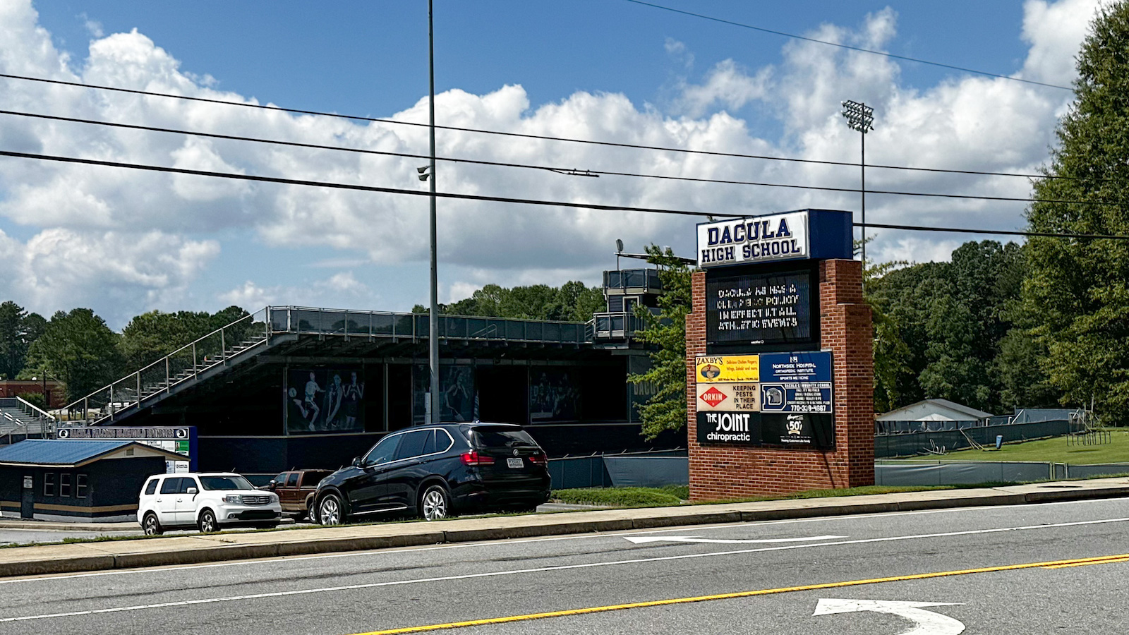 We build dream decks in Dacula - MAC Decks